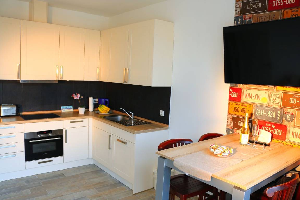 65 M² Ferienwohnung ∙ 3 Schlafzimmer ∙ 7 Gäste - Itzehoe