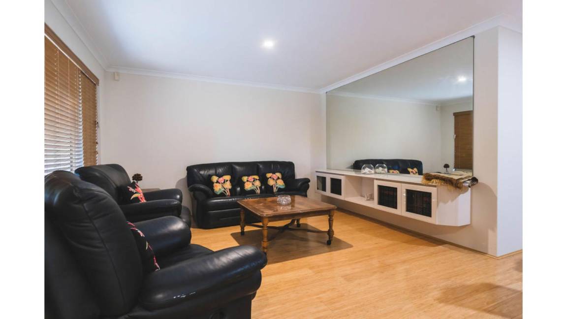 21 M² House ∙ 4 Bedrooms ∙ 8 Guests - Perth