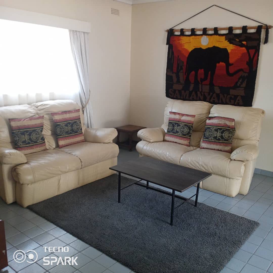 120 M² Mökki ∙ 2 Makuuhuonetta ∙ 4 Vierasta - Harare