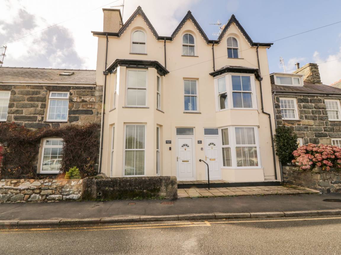Cottage ∙ 2 Bedrooms ∙ 4 Guests - Llŷn Peninsula