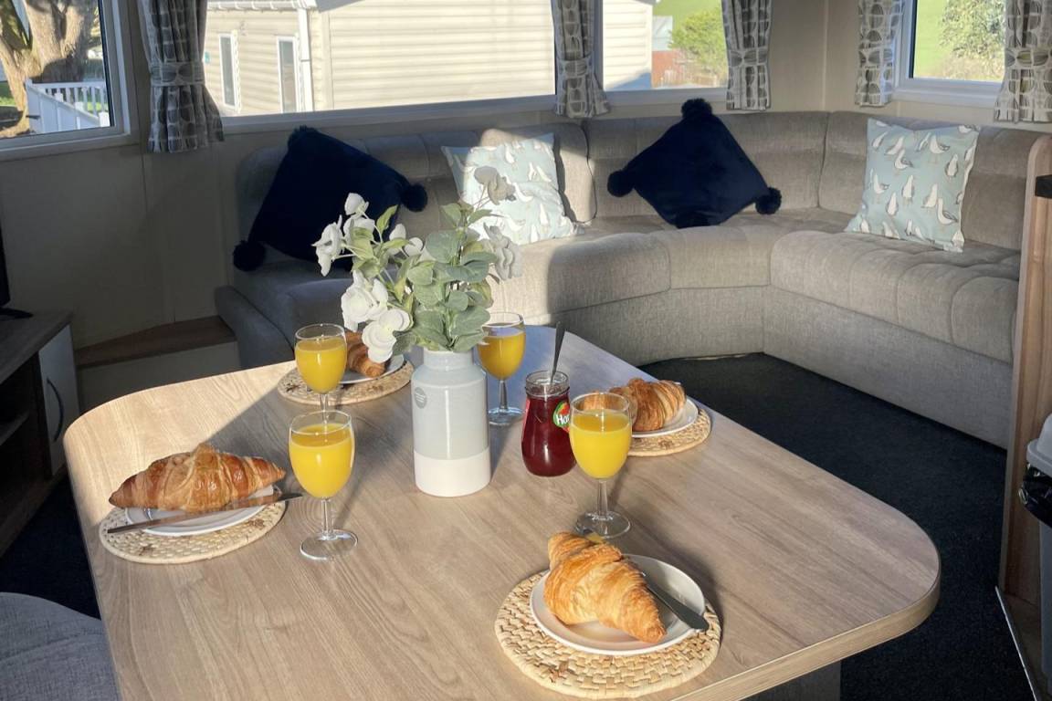 55 M² Chalet ∙ 2 Bedrooms ∙ 6 Guests - Mawgan Porth