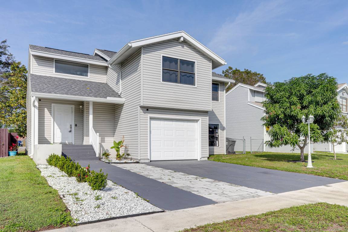 185 M² Casa ∙ 4 Habitaciones ∙ 21 Huéspedes - West Palm Beach, FL