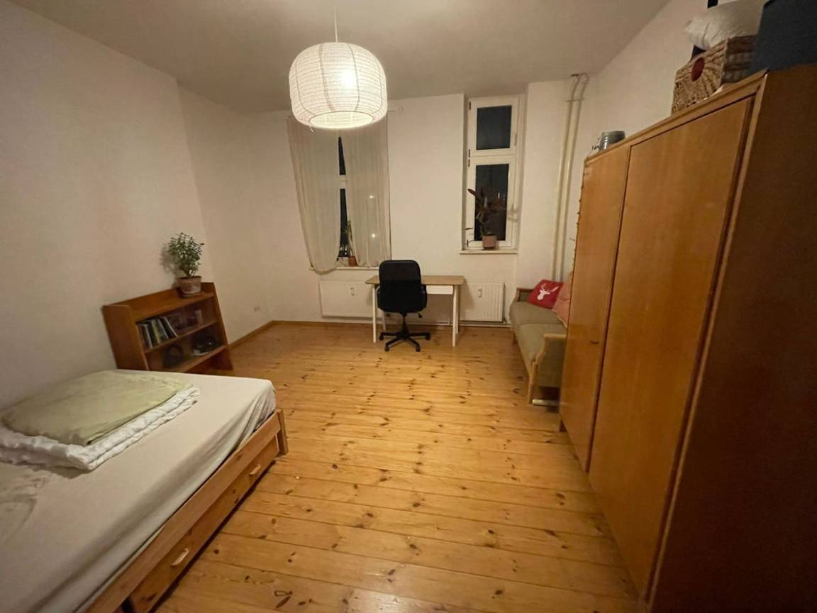 82 M² Apartamento ∙ 2 Habitaciones ∙ 2 Huéspedes - Berlín