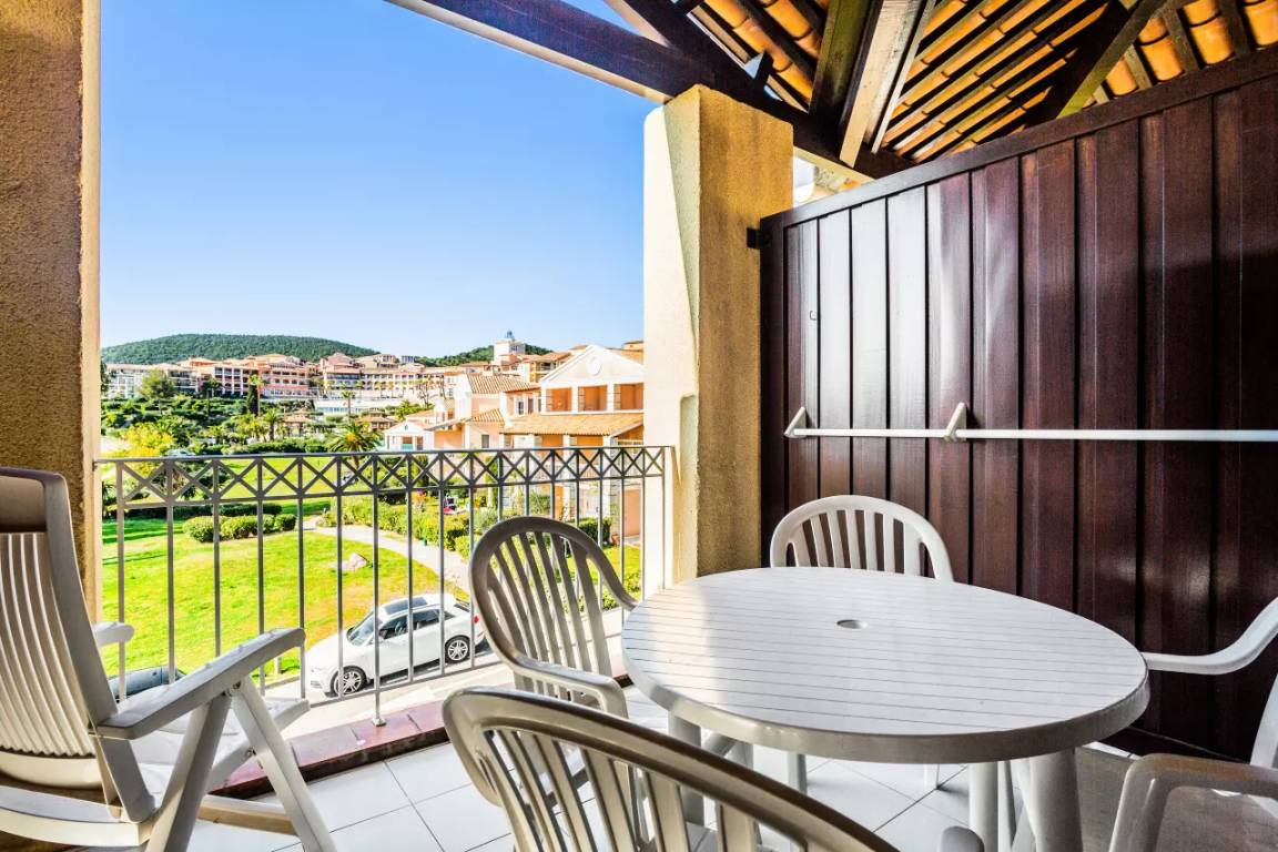 29 M² Appartement ∙ 1 Slaapkamer ∙ 5 Gasten - Saint-Raphaël