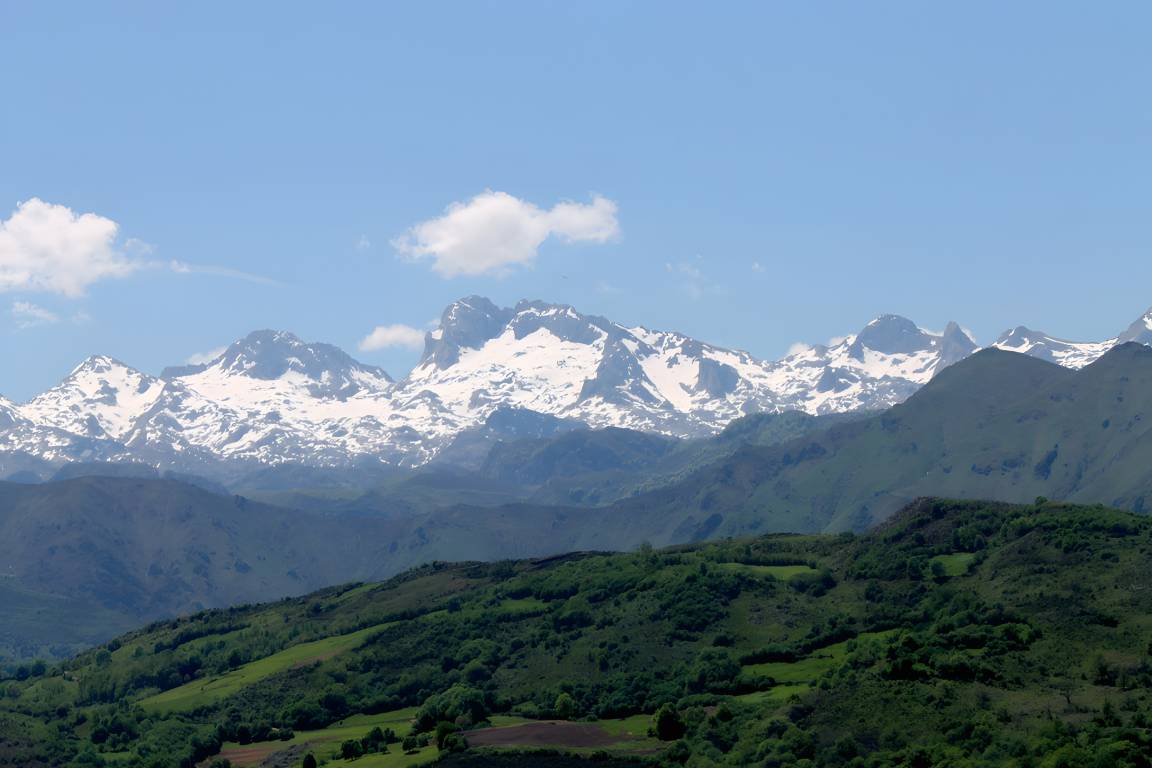 136 M² House ∙ 4 Bedrooms ∙ 8 Guests - Asturias