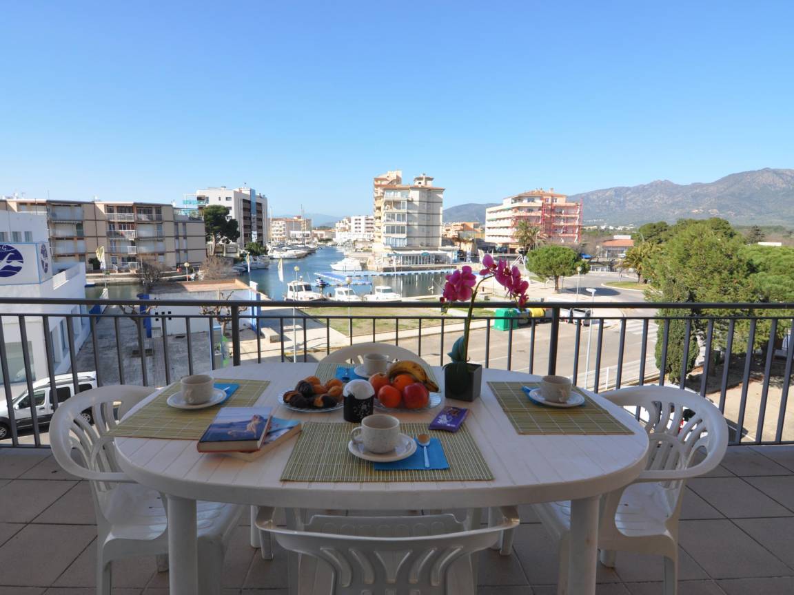40 M² Apartamento ∙ 2 Habitaciones ∙ 4 Huéspedes - Cadaqués
