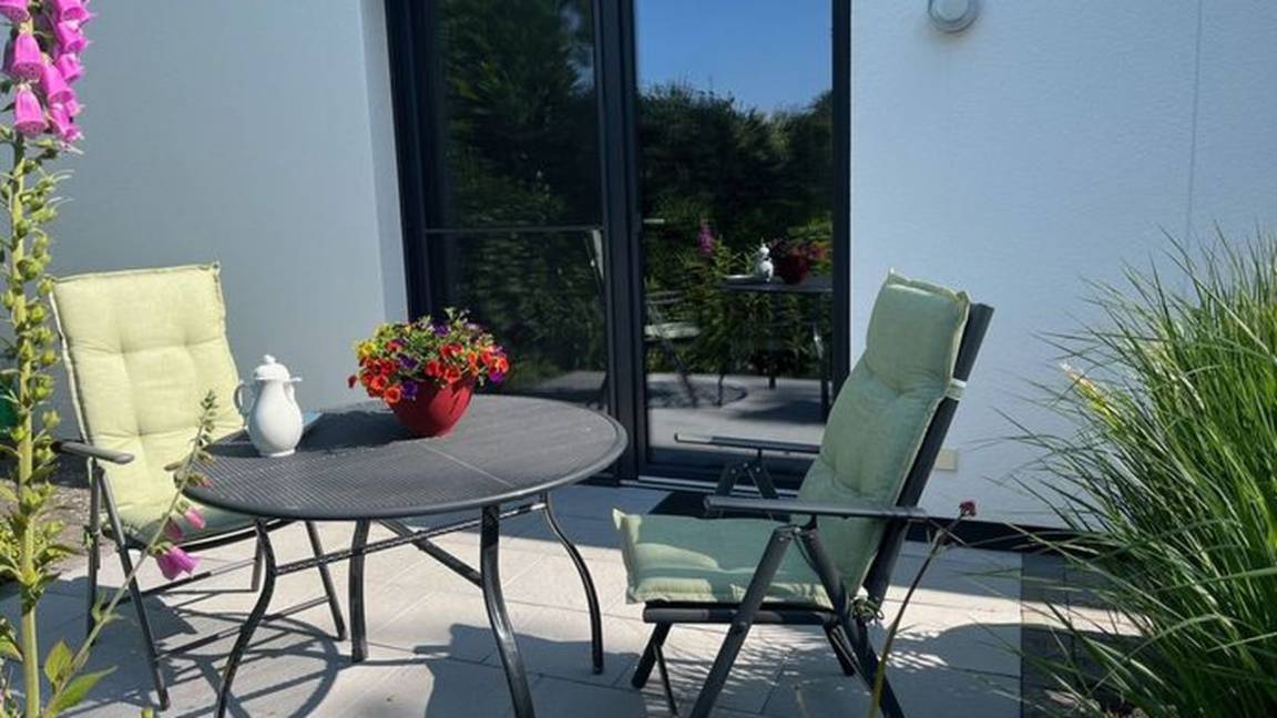 50 M² Ferienwohnung ∙ 1 Schlafzimmer ∙ 2 Gäste - Weener