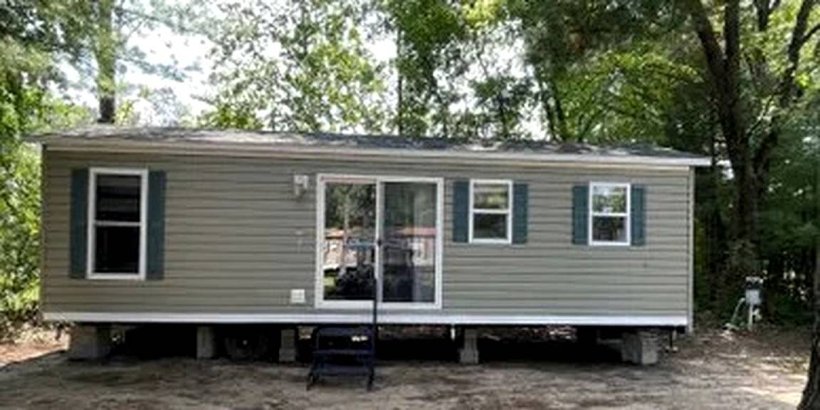 House ∙ 1 Bedroom ∙ 6 Guests - Wisconsin Dells, WI