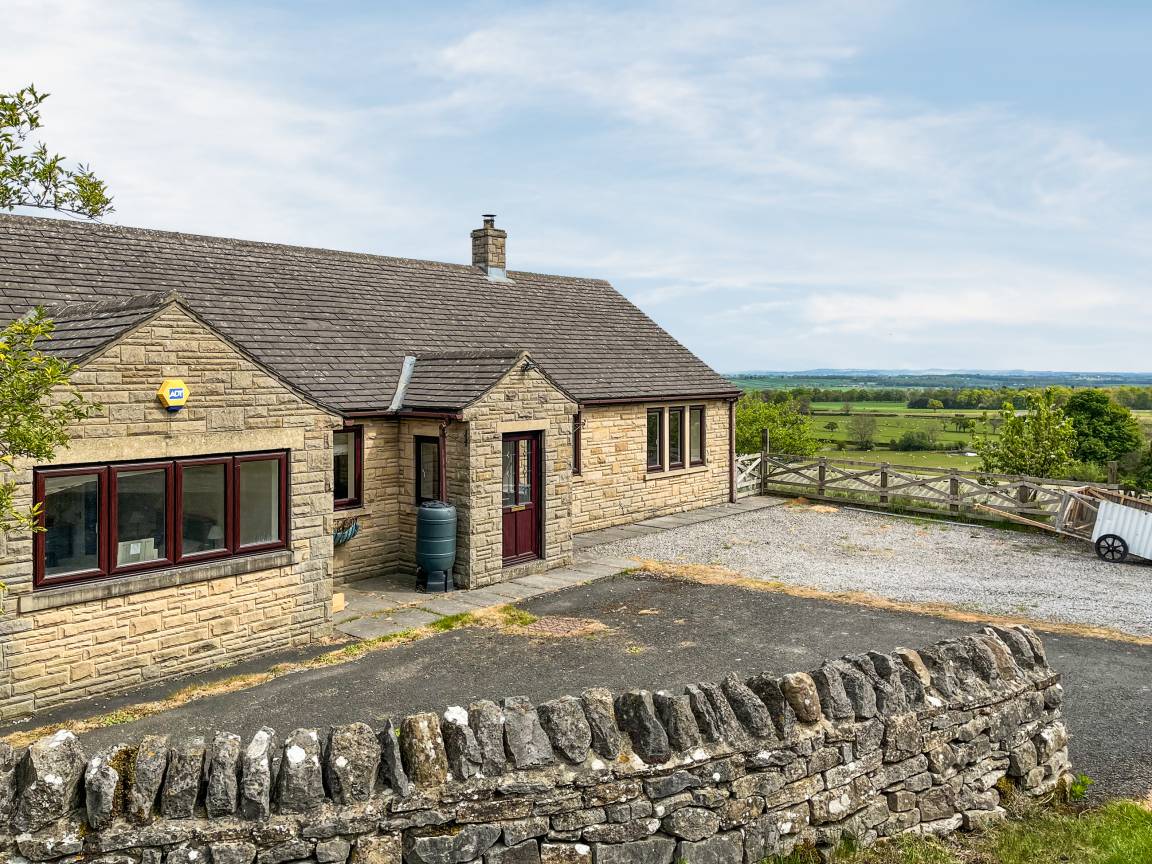 Cottage ∙ 3 Bedrooms ∙ 7 Guests - Raby Castle