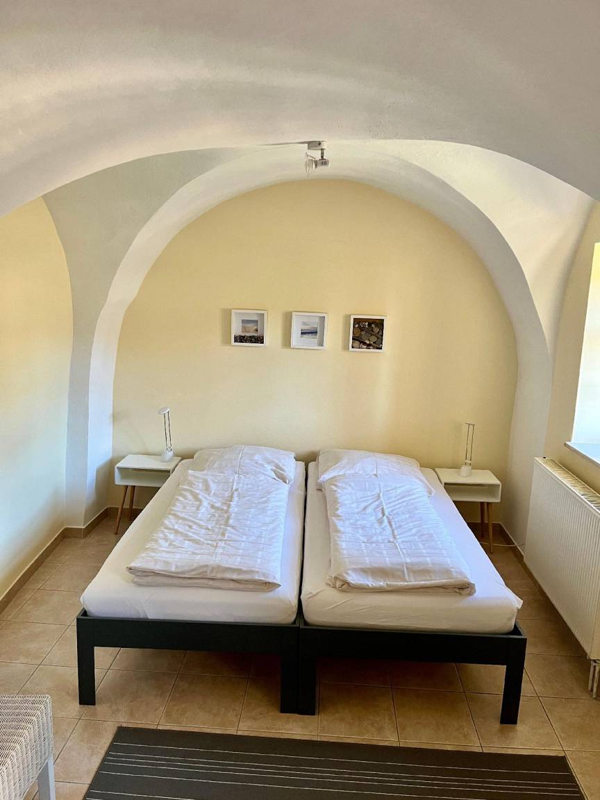 65 M² Ferienwohnung ∙ 1 Schlafzimmer ∙ 2 Gäste - Görlitz