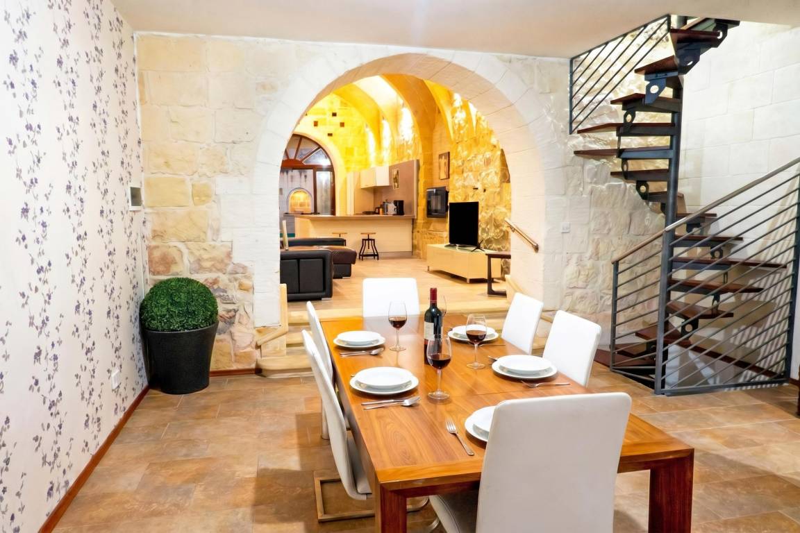 240 M² Casa ∙ 4 Habitaciones ∙ 8 Huéspedes - Malta