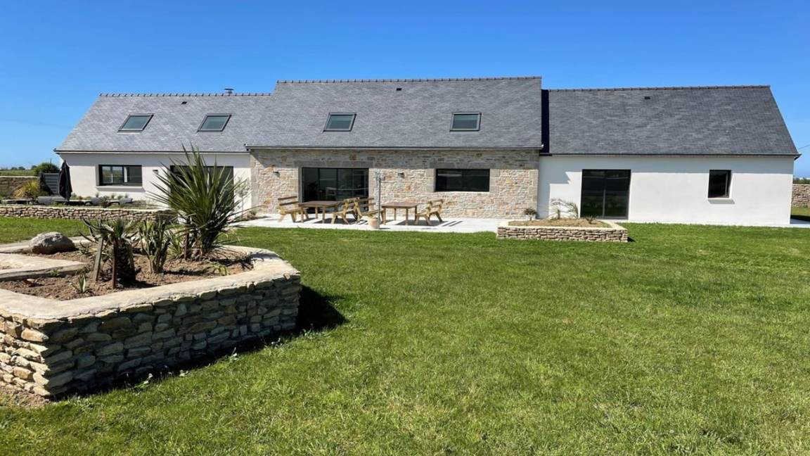 350 M² Appartement ∙ 6 Chambres ∙ 15 Personnes - Brest