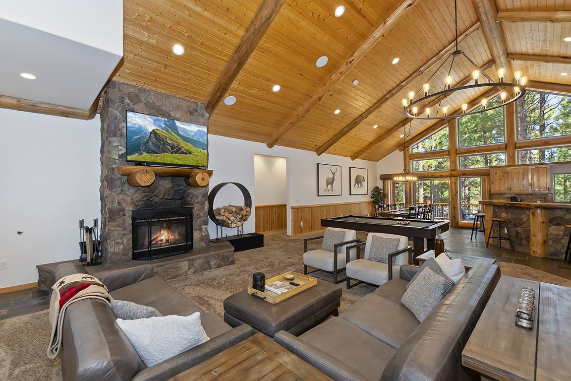 340 M² House ∙ 4 Bedrooms ∙ 16 Guests - Big Bear Lake, CA