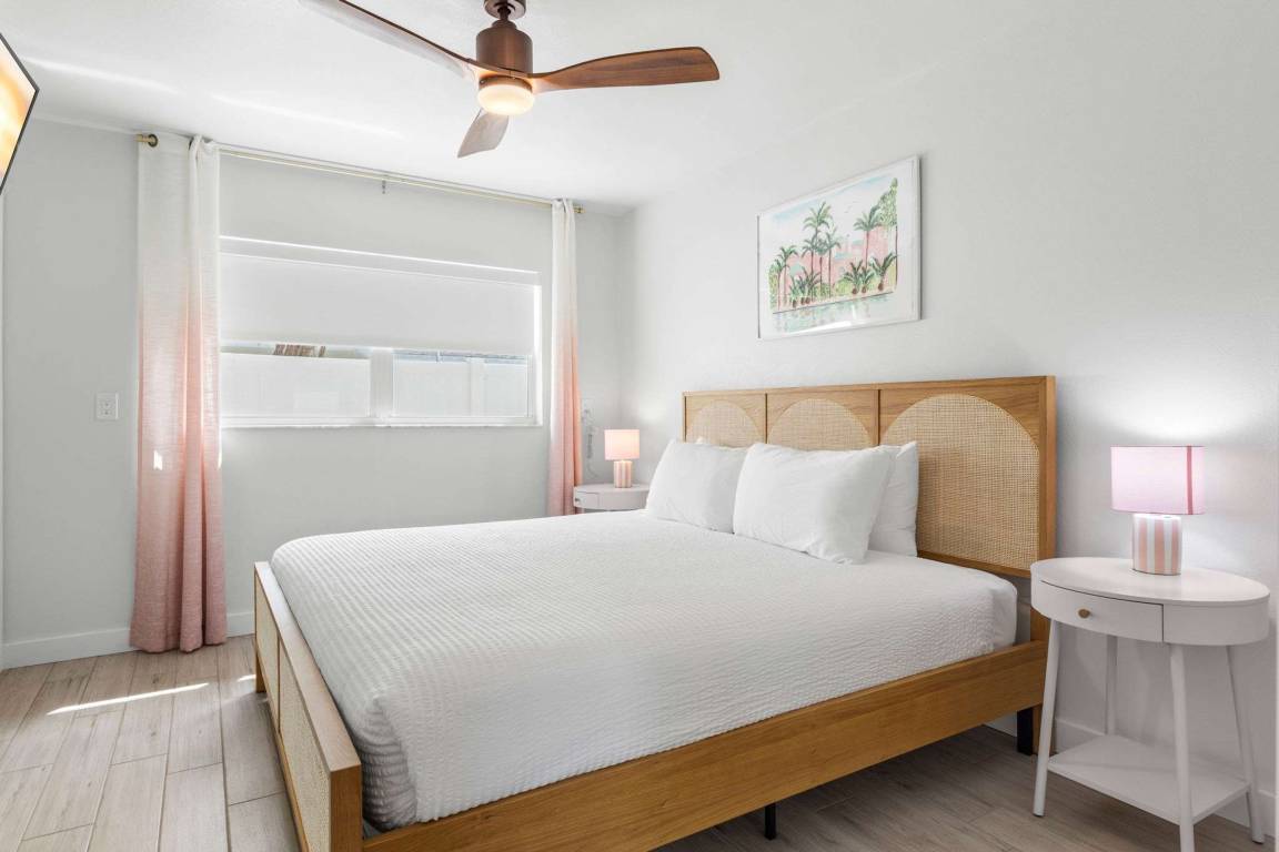 Apartment ∙ 1 Bedroom ∙ 4 Guests - Palm Harbor, FL