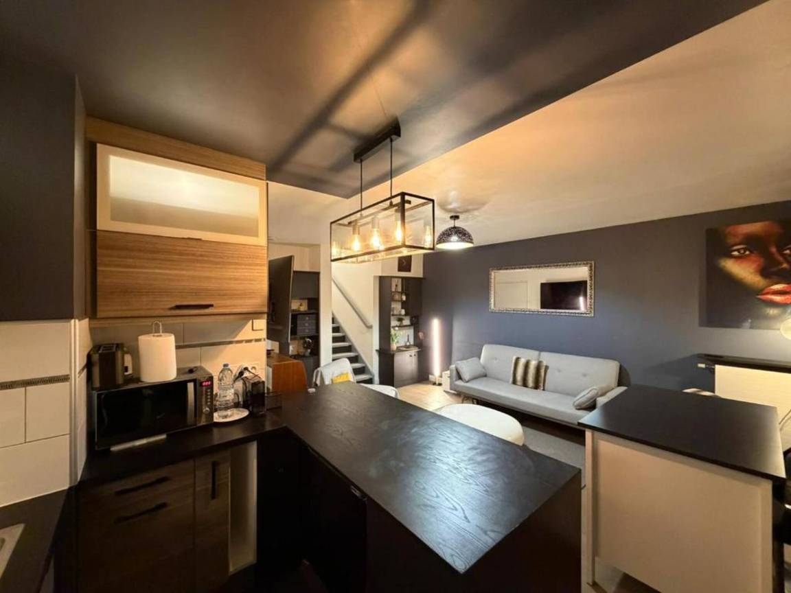 70 M² Appartement ∙ 2 Chambres ∙ 6 Personnes - Saint-Denis, France