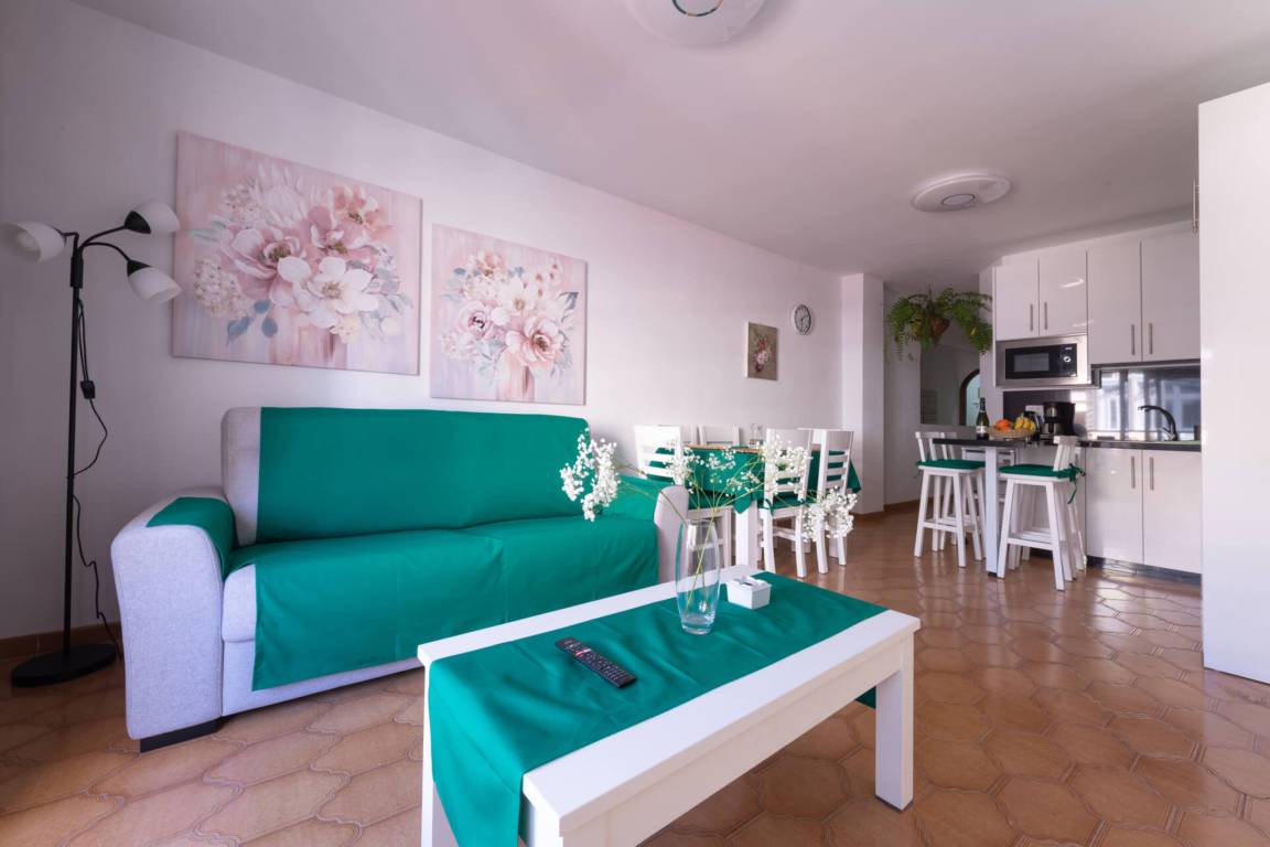 60 M² Aparthotel ∙ 3 Bedrooms ∙ 6 Guests - Tenerife