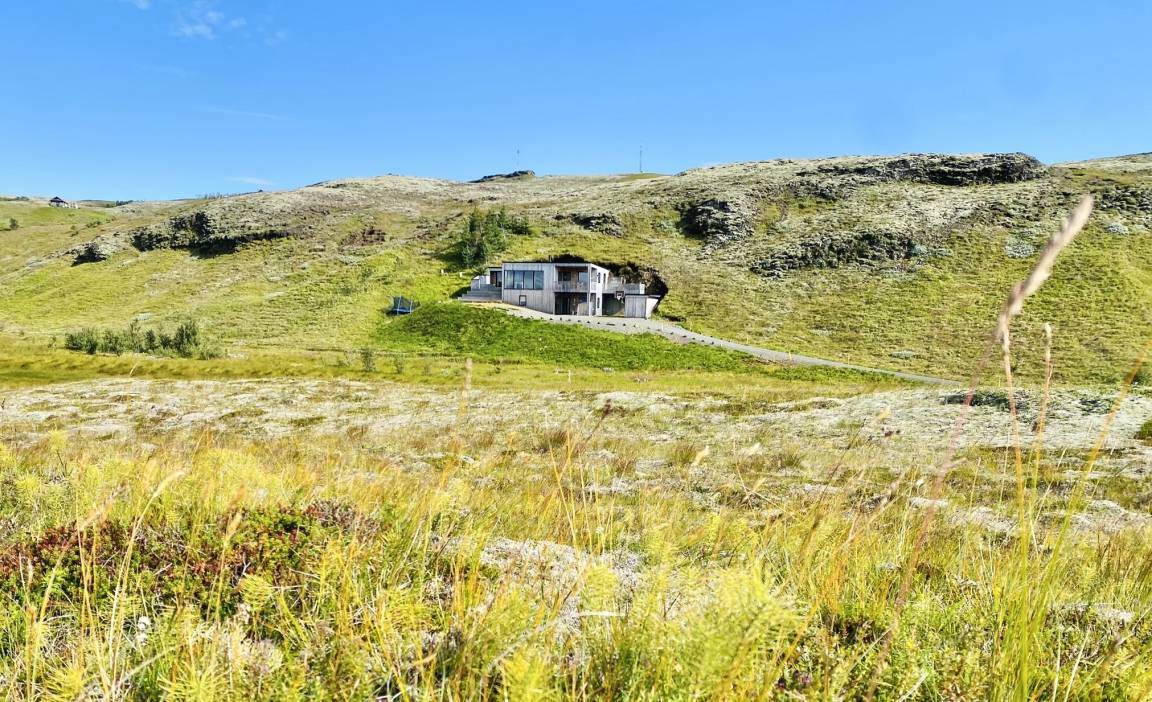 Cabin ∙ 3 Bedrooms ∙ 8 Guests - Iceland