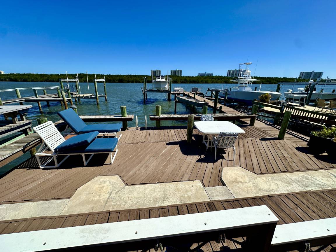 House ∙ 1 Bedroom ∙ 4 Guests - Jensen Beach, FL