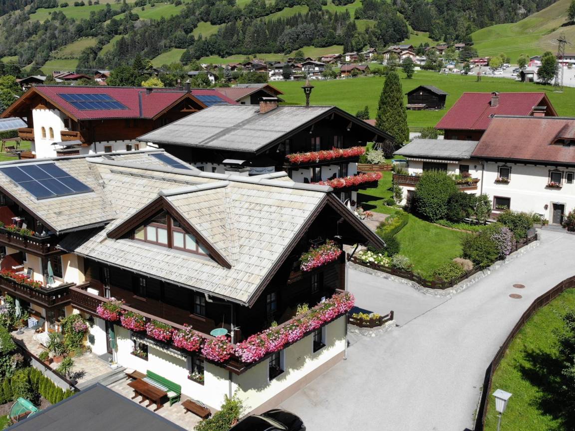40 M² Ferienwohnung ∙ 1 Schlafzimmer ∙ 4 Gäste - Dorfgastein