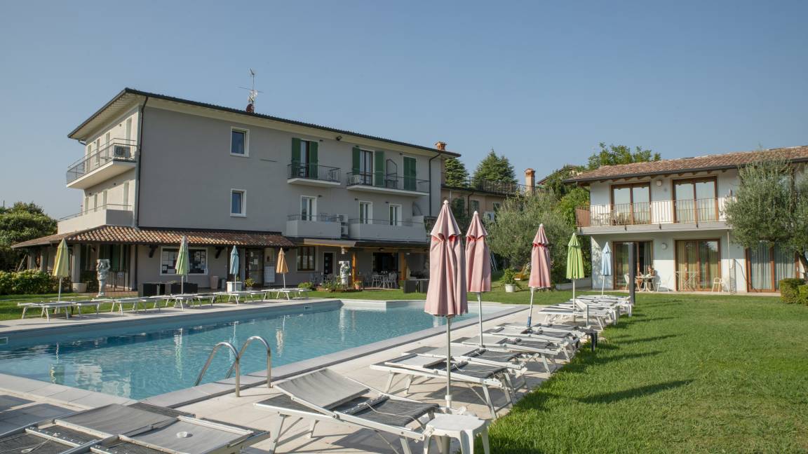 27 M² Appartement ∙ 1 Slaapkamer ∙ 2 Gasten - Manerba del Garda