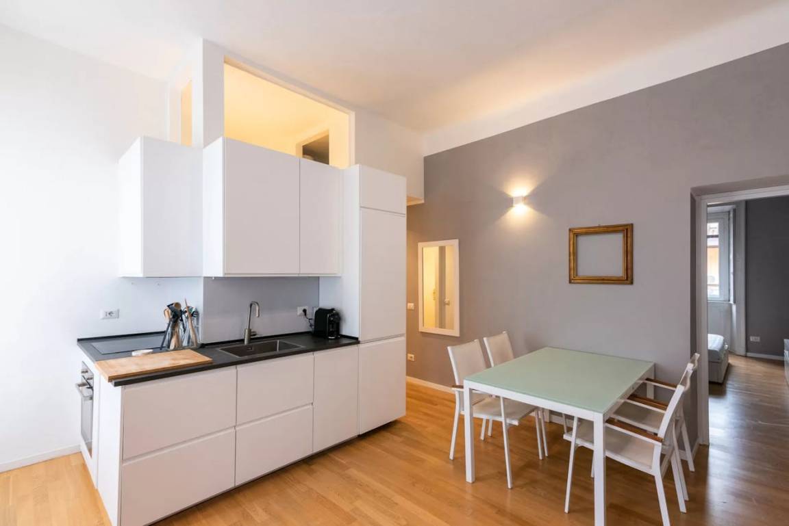 55 M² Apartamento ∙ 2 Quartos ∙ 5 Hóspedes - Milão