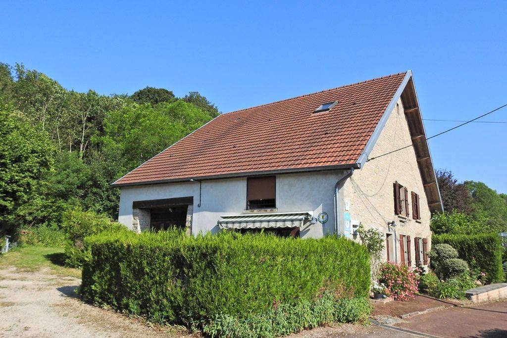 102 M² Gîte ∙ 3 Chambres ∙ 6 Personnes - Langres
