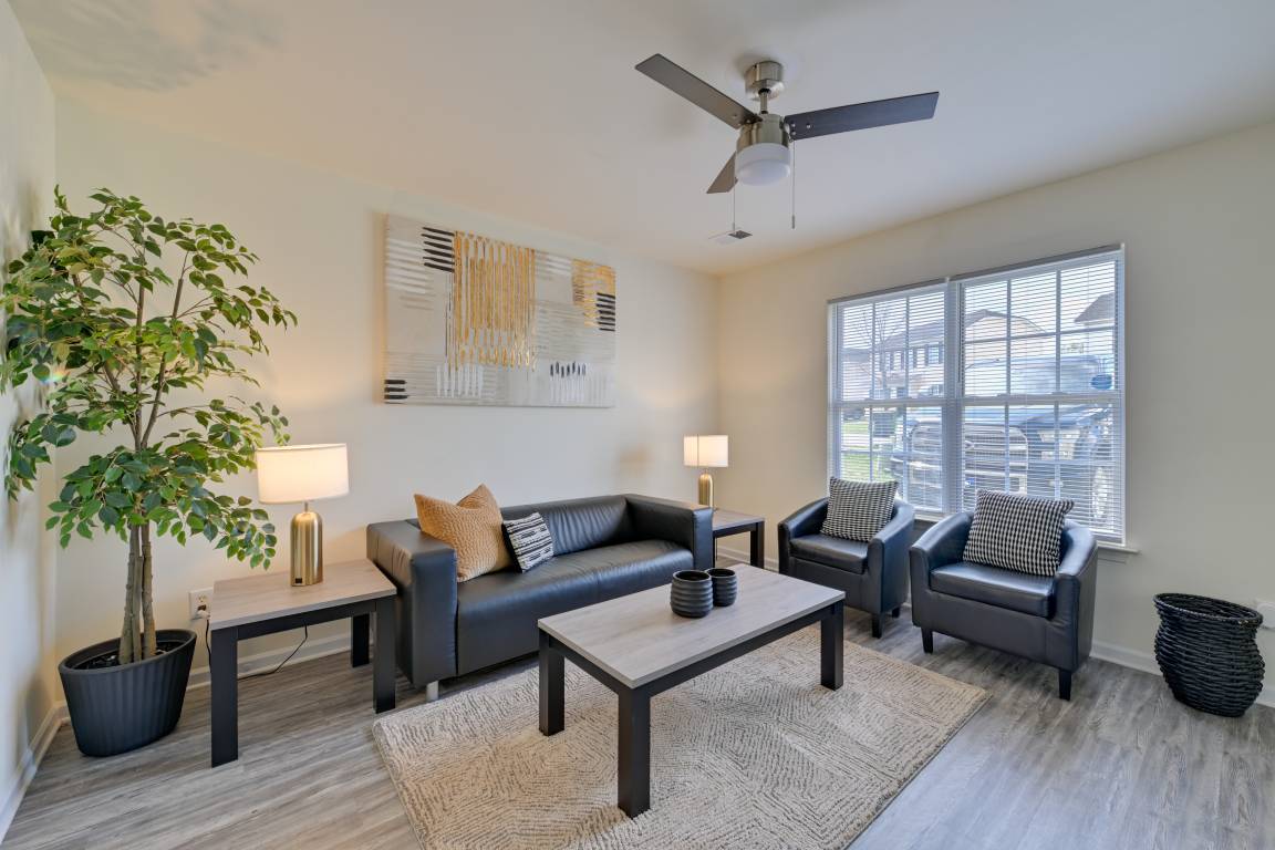 157 M² House ∙ 4 Bedrooms ∙ 6 Guests - Charlotte, NC