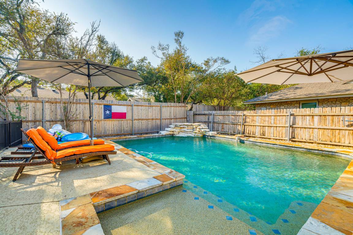 222 M² House ∙ 4 Bedrooms ∙ 8 Guests - Cedar Park, TX