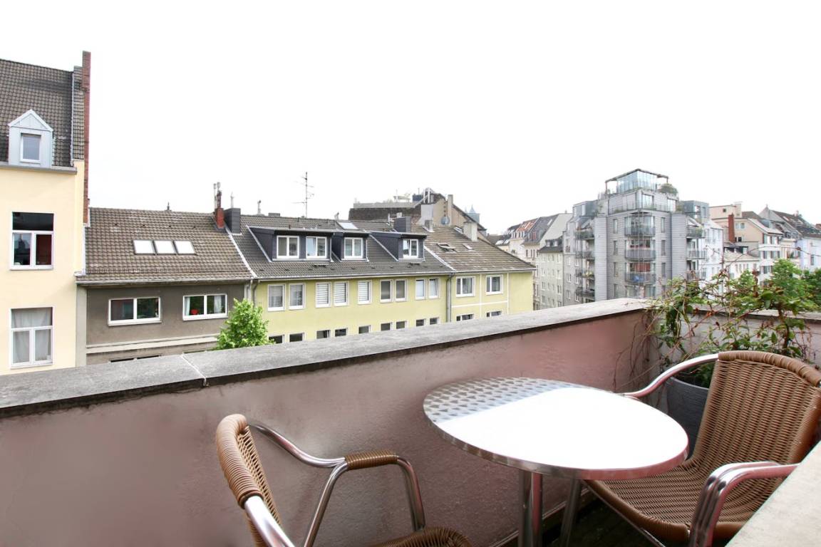 30 M² Apartment ∙ 2 Guests - Cologne