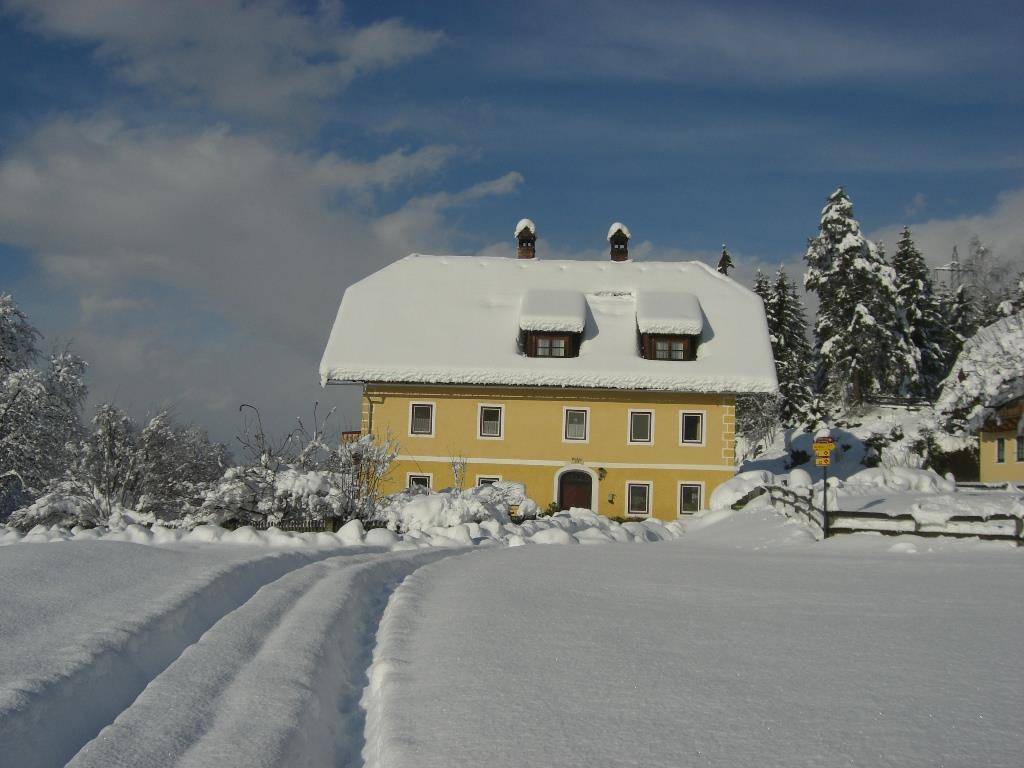 60 M² Appartement ∙ 2 Slaapkamers ∙ 2 Gasten - Millstatt