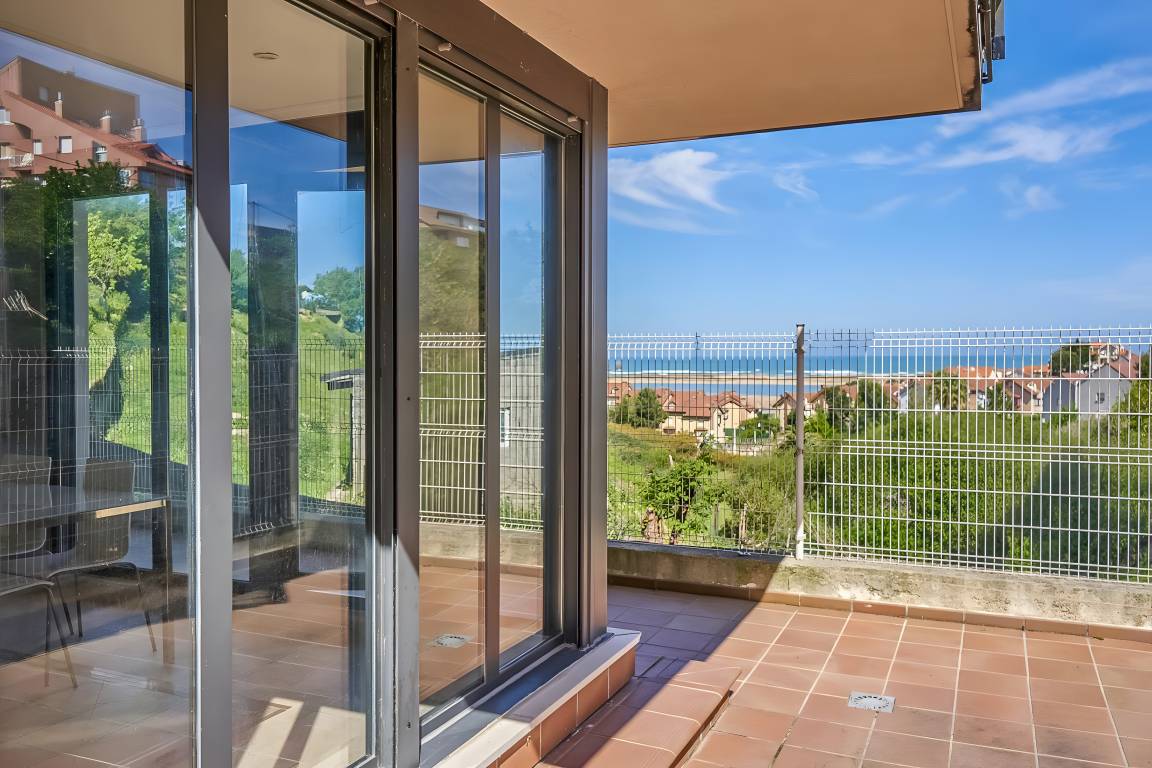 74 M² Appartement ∙ 2 Chambres ∙ 3 Personnes - Miengo