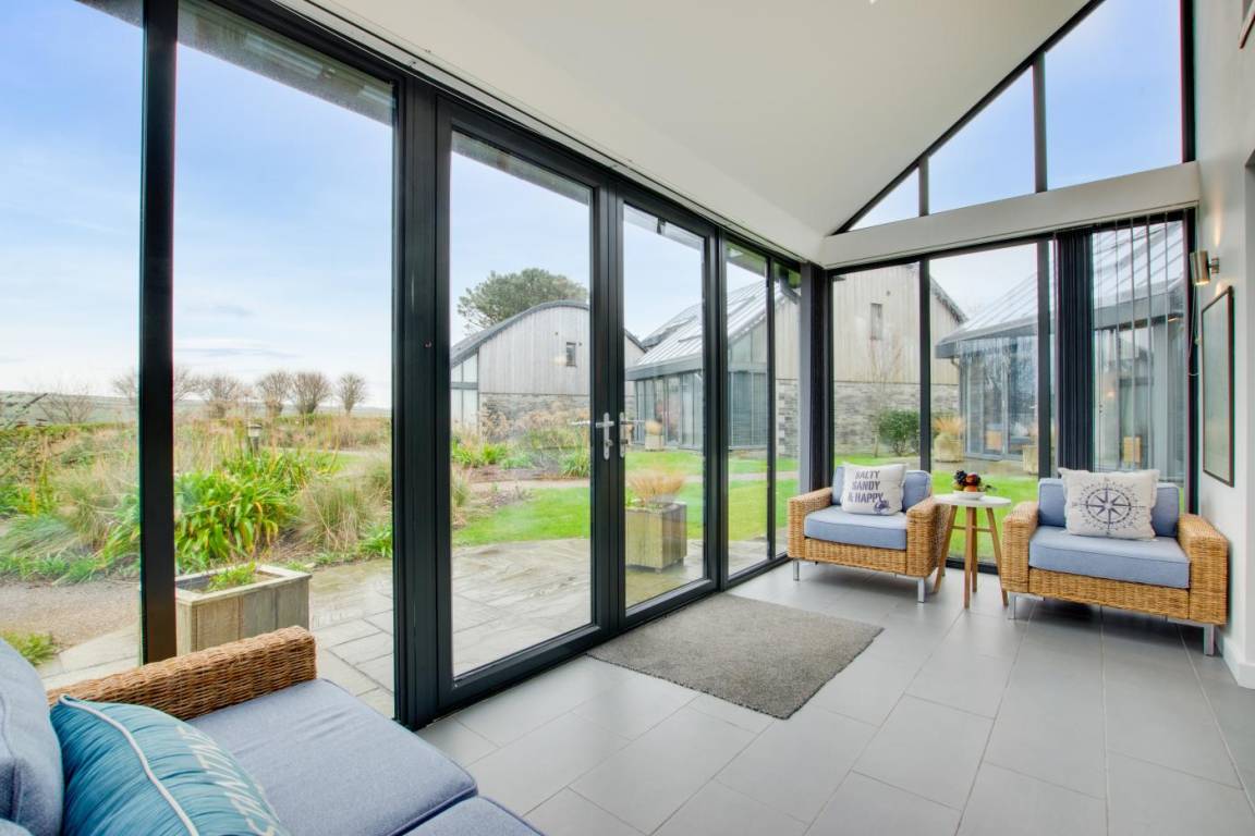 Cottage ∙ 6 Bedrooms ∙ 6 Guests - Constantine Bay