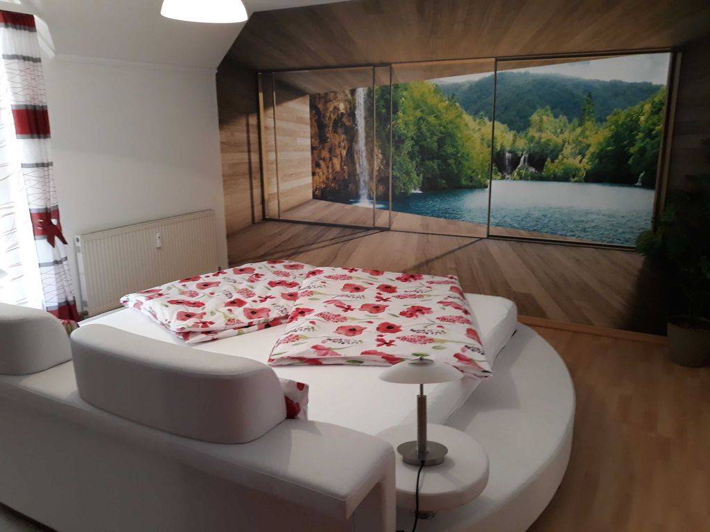 100 M² Ferienwohnung ∙ 2 Schlafzimmer ∙ 6 Gäste - Egloffstein
