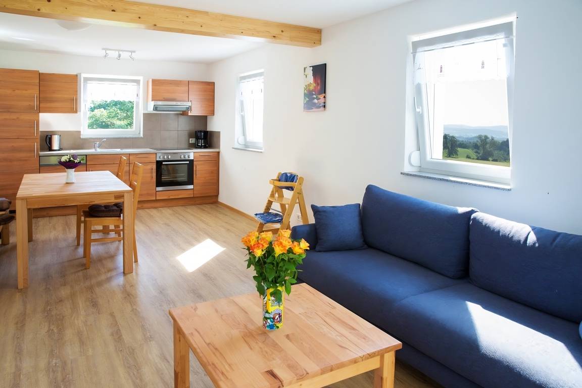 80 M² Ferienhaus ∙ 2 Schlafzimmer ∙ 4 Gäste - Allensbach