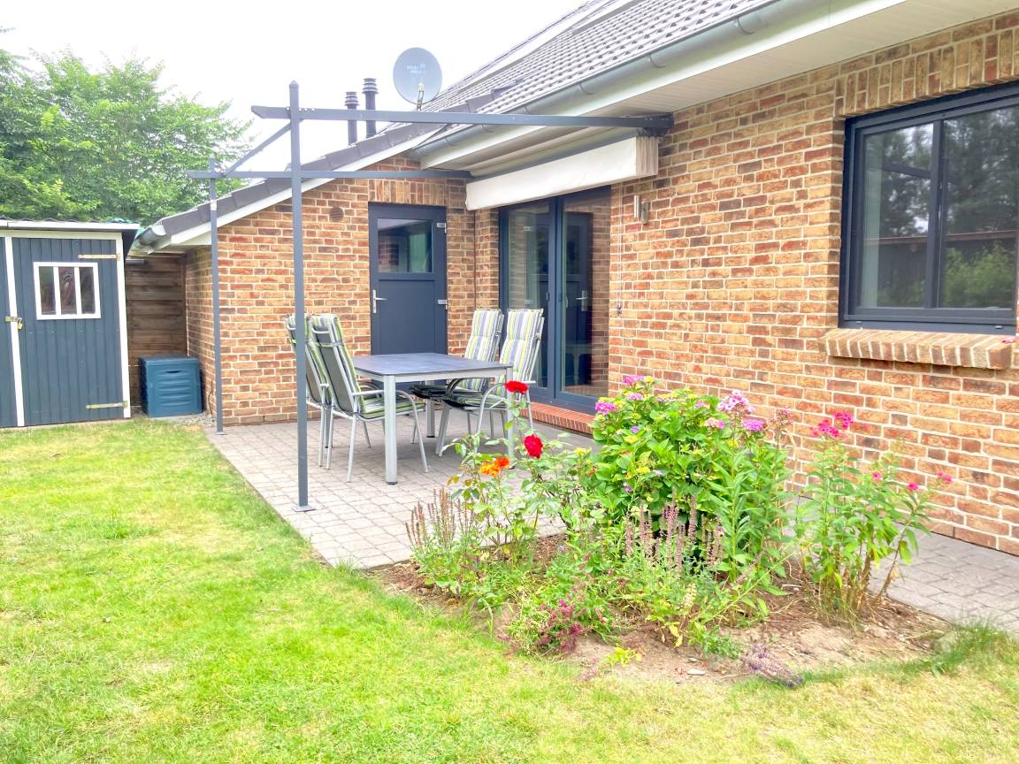 89 M² House ∙ 2 Bedrooms ∙ 4 Guests - Husum