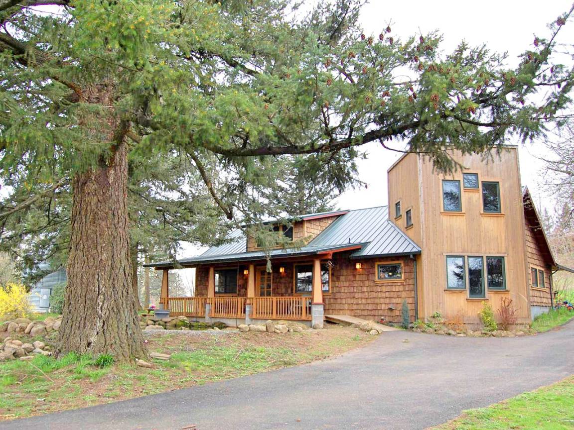 House ∙ 1 Bedroom ∙ 9 Guests - Washougal, WA