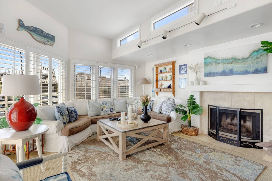 98 M² House ∙ 3 Bedrooms ∙ 6 Guests - Newport Beach, CA