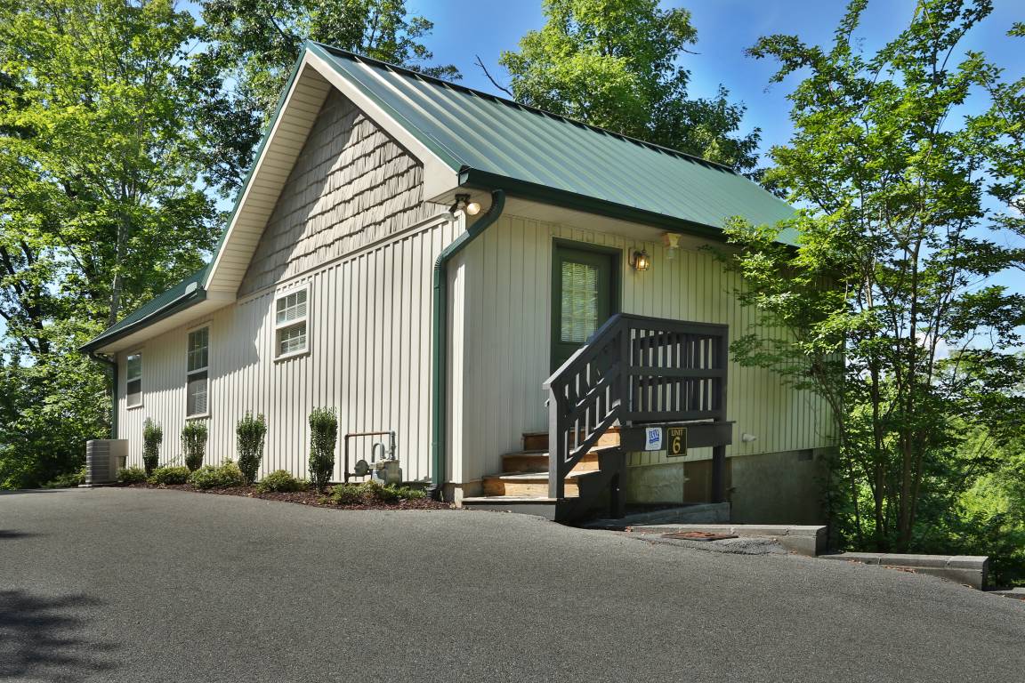 65 M² Chalet ∙ 1 Bedroom ∙ 4 Guests - Pigeon Forge, TN