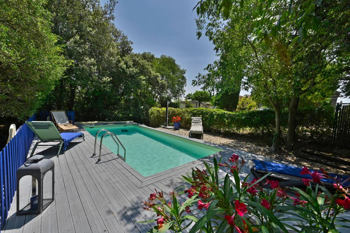 80 M² Appartement ∙ 2 Slaapkamers ∙ 6 Gasten - Goudargues
