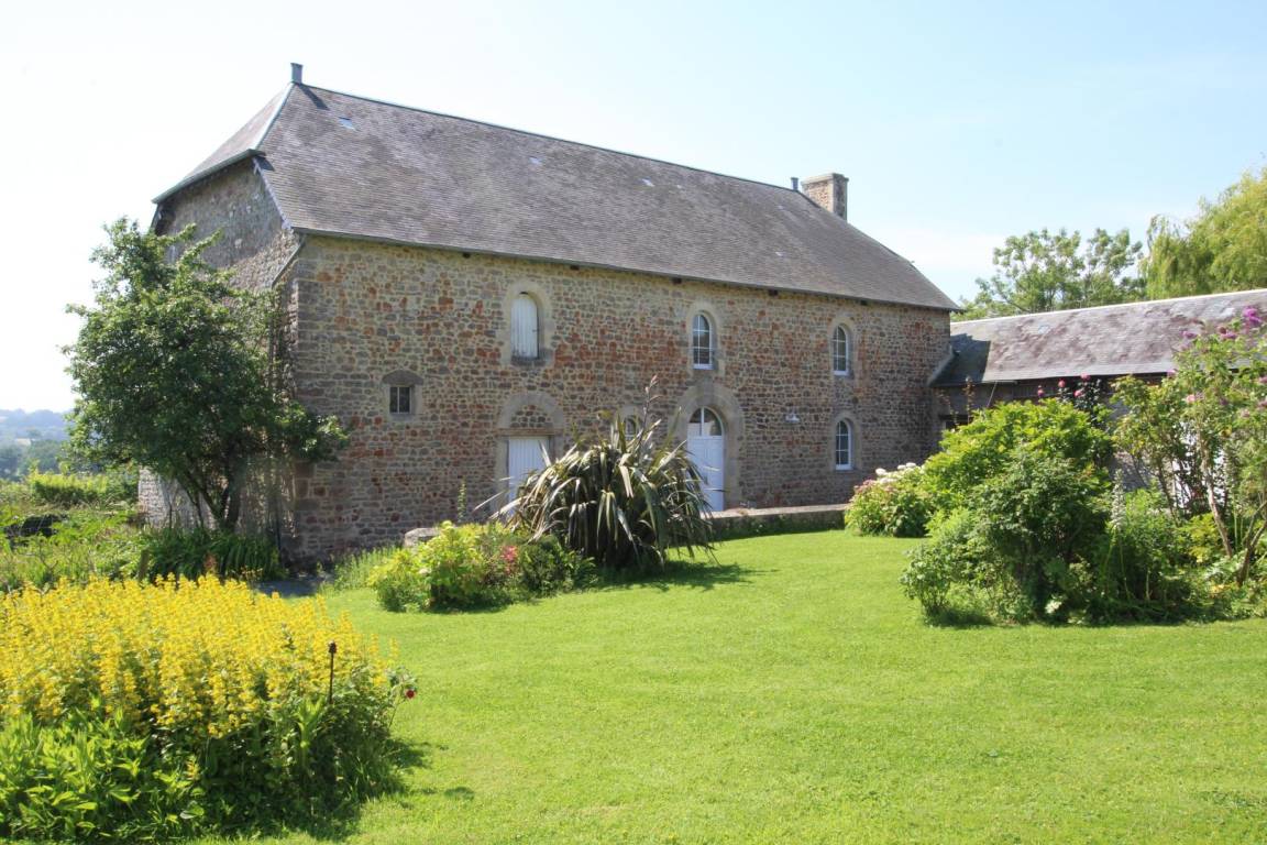 225 M² Gîte ∙ 5 Chambres ∙ 10 Personnes - Carentan