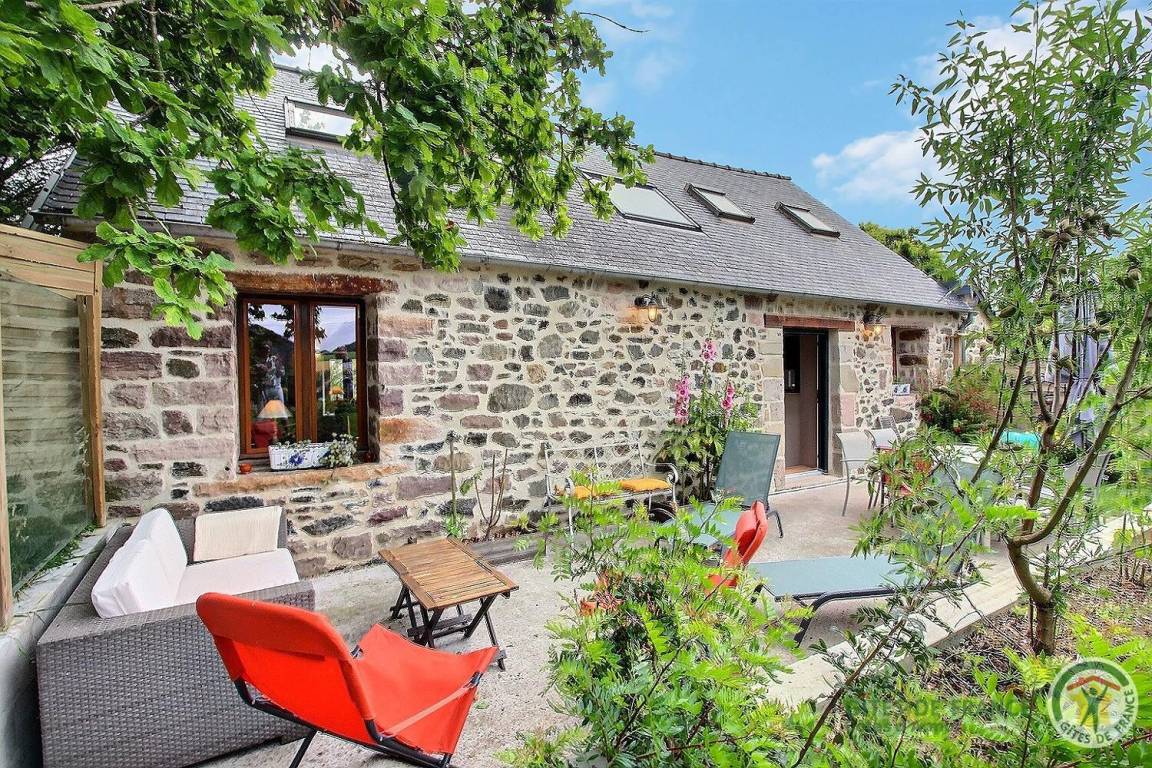91 M² Gîte ∙ 2 Chambres ∙ 5 Personnes - Erquy