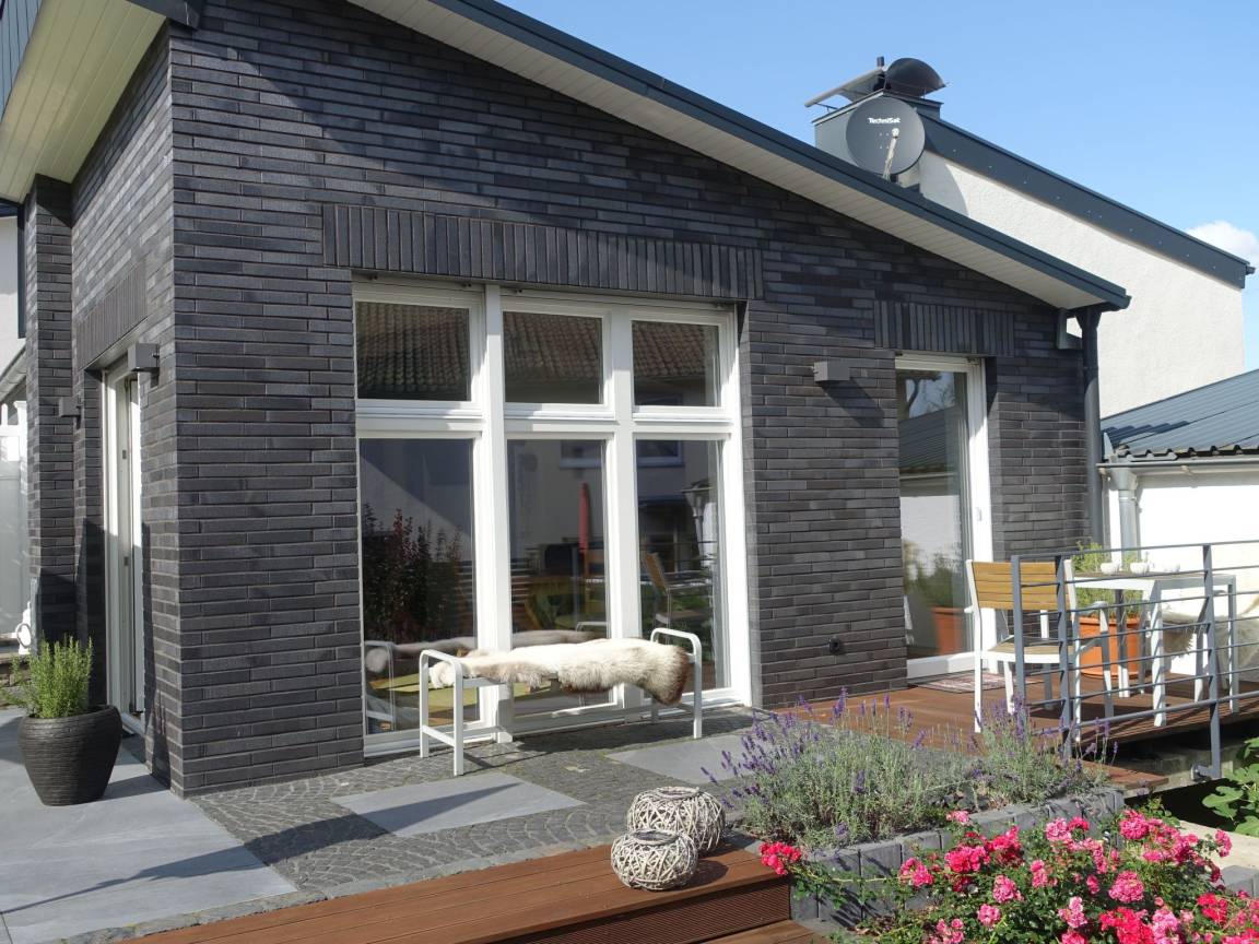 122 M² Ferienhaus ∙ 2 Schlafzimmer ∙ 4 Gäste - Rheinbach