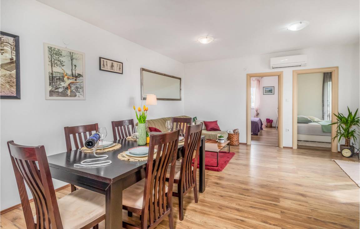 65 M² Appartement ∙ 2 Chambres ∙ 5 Personnes - Novi Vinodolski