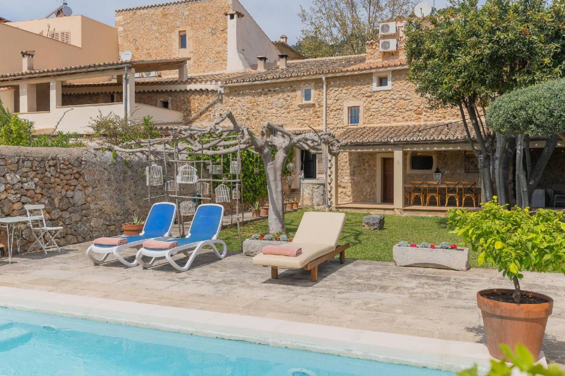 160 M² House ∙ 3 Bedrooms ∙ 6 Guests - Balearic Islands