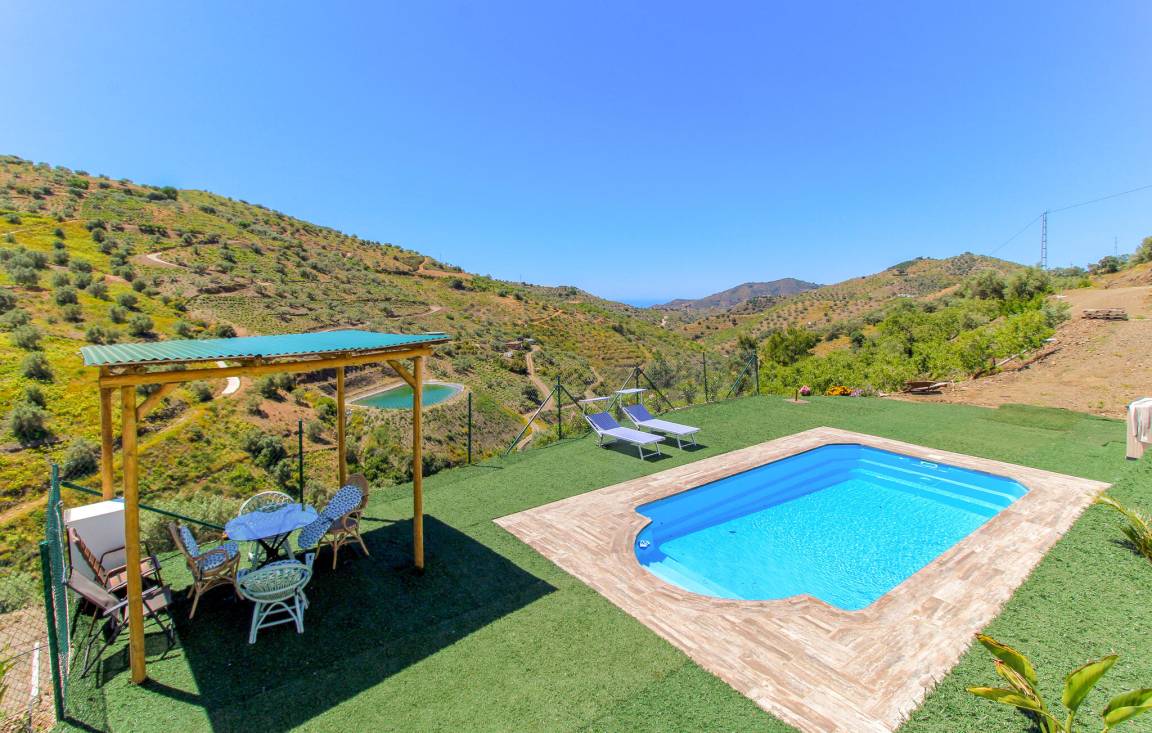 120 M² Ferienhaus ∙ 4 Schlafzimmer ∙ 9 Gäste - Algarrobo, Spanien