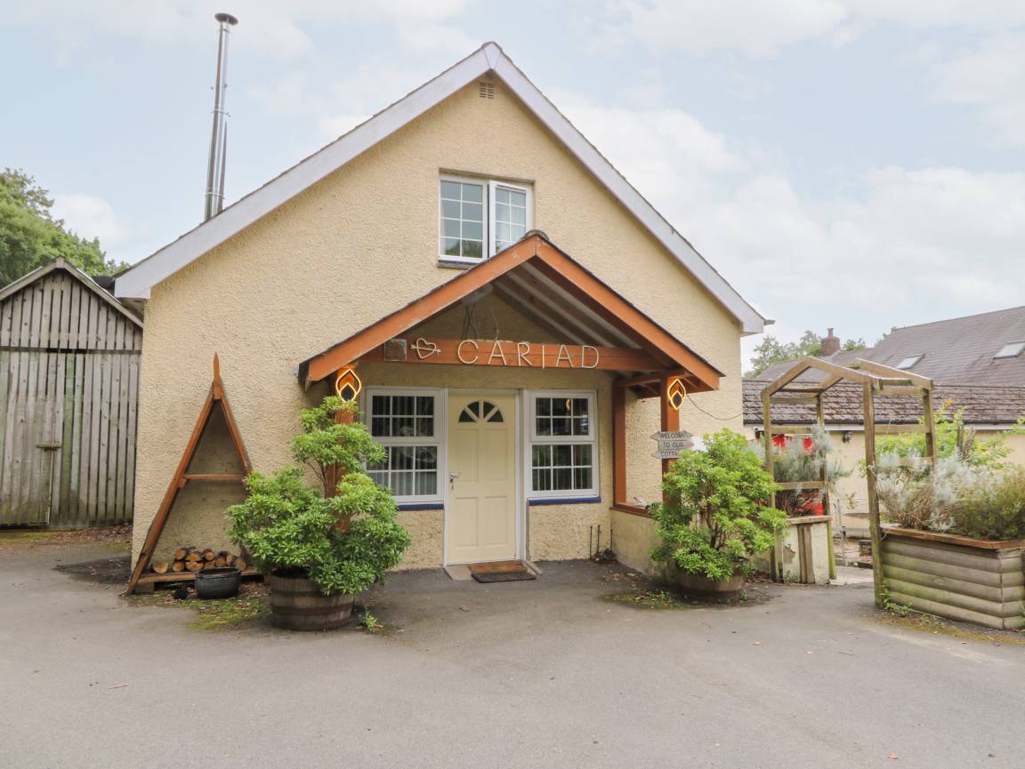 Cottage ∙ 4 Bedrooms ∙ 11 Guests - Ceredigion