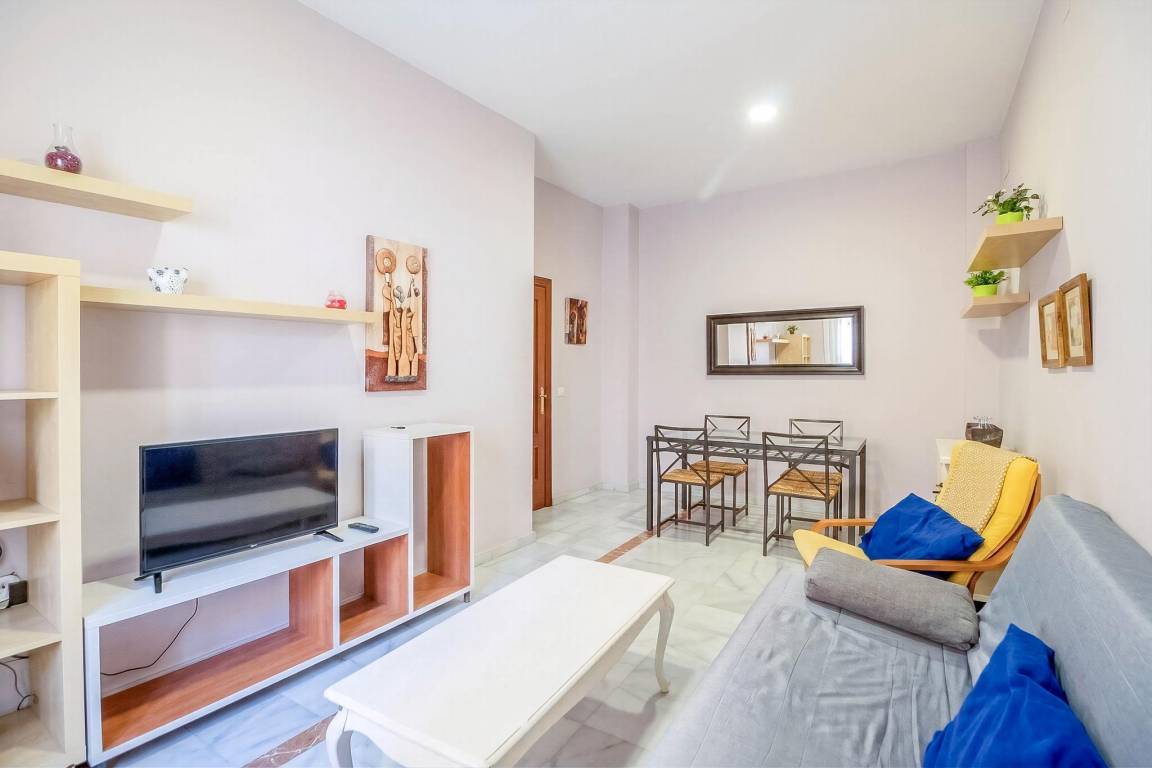 65 M² Apartment ∙ 2 Bedrooms ∙ 4 Guests - San Fernando