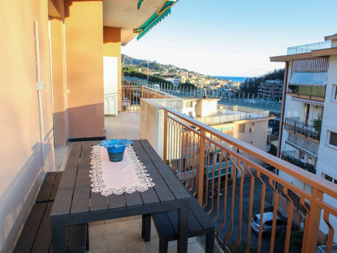 75 M² Ferienwohnung ∙ 3 Schlafzimmer ∙ 5 Gäste - Rapallo