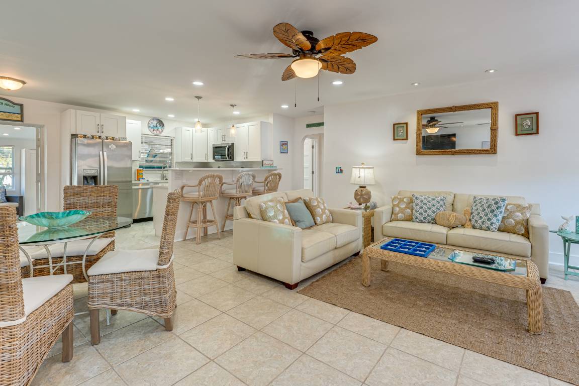 111 M² House ∙ 3 Bedrooms ∙ 8 Guests - Dunedin, FL