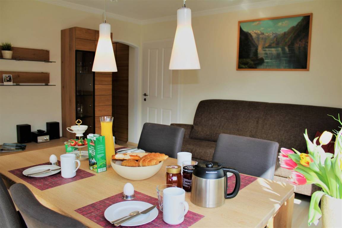 65 M² Apartment ∙ 2 Bedrooms ∙ 4 Guests - Bad Reichenhall